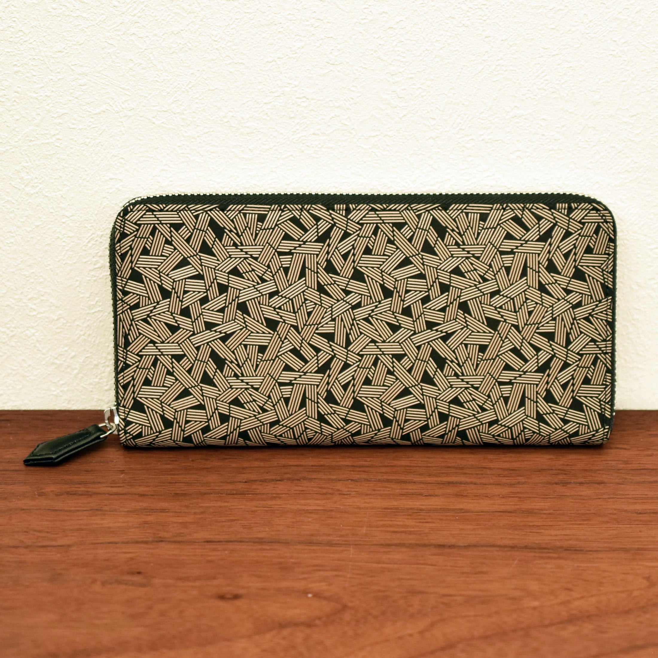 バンブー柄長財布(黒革×白漆) – Katerial